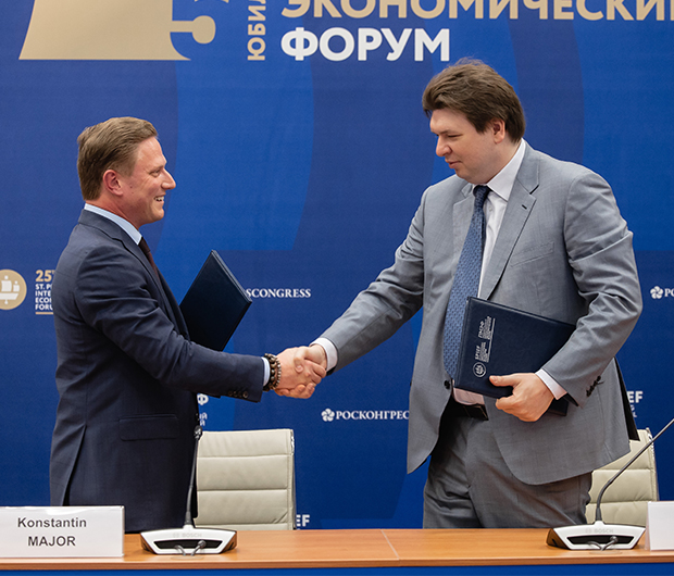 MAER и «Русская медиагруппа» заключили соглашение о сотрудничестве — ADPASS