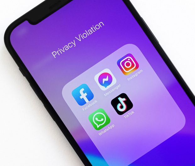 Meta* следит за владельцами iPhone, TikTok может «не нравиться», а Instagram** склеивает Stories ...