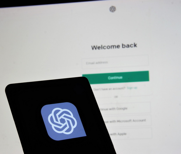 Microsoft загрузил Альтмана обратно: инвестор и сотрудники OpenAI вернули себе гендиректора — ADPASS