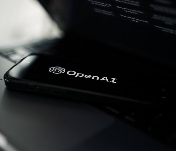 ChatGPT поделится с iPhone искусственным интеллектом: смартфон позволит поговорить с чат-ботом ...